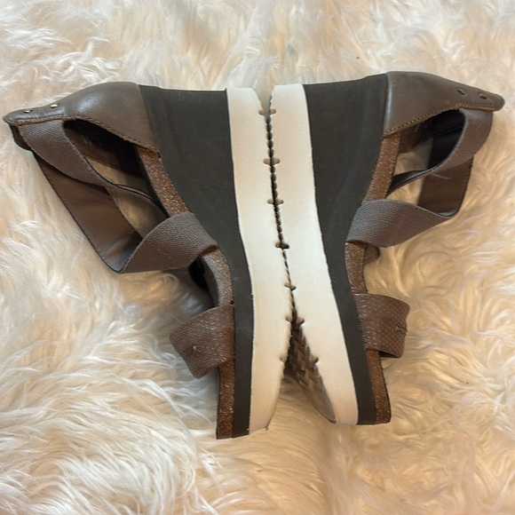 OTBT | Shoes | Otbt Half Moon Wedge Leather Platform Wedge Sandals Sz 7 ...